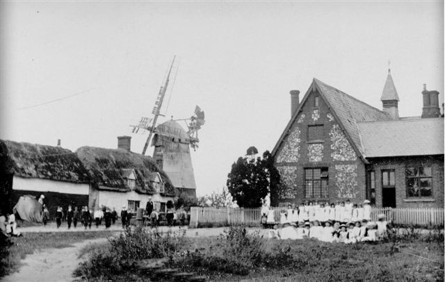 Untitled Document [www.recordinguttlesfordhistory.org.uk]